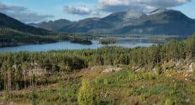 Telemark Norvège : comté de montagnes, lacs, forêts et plages