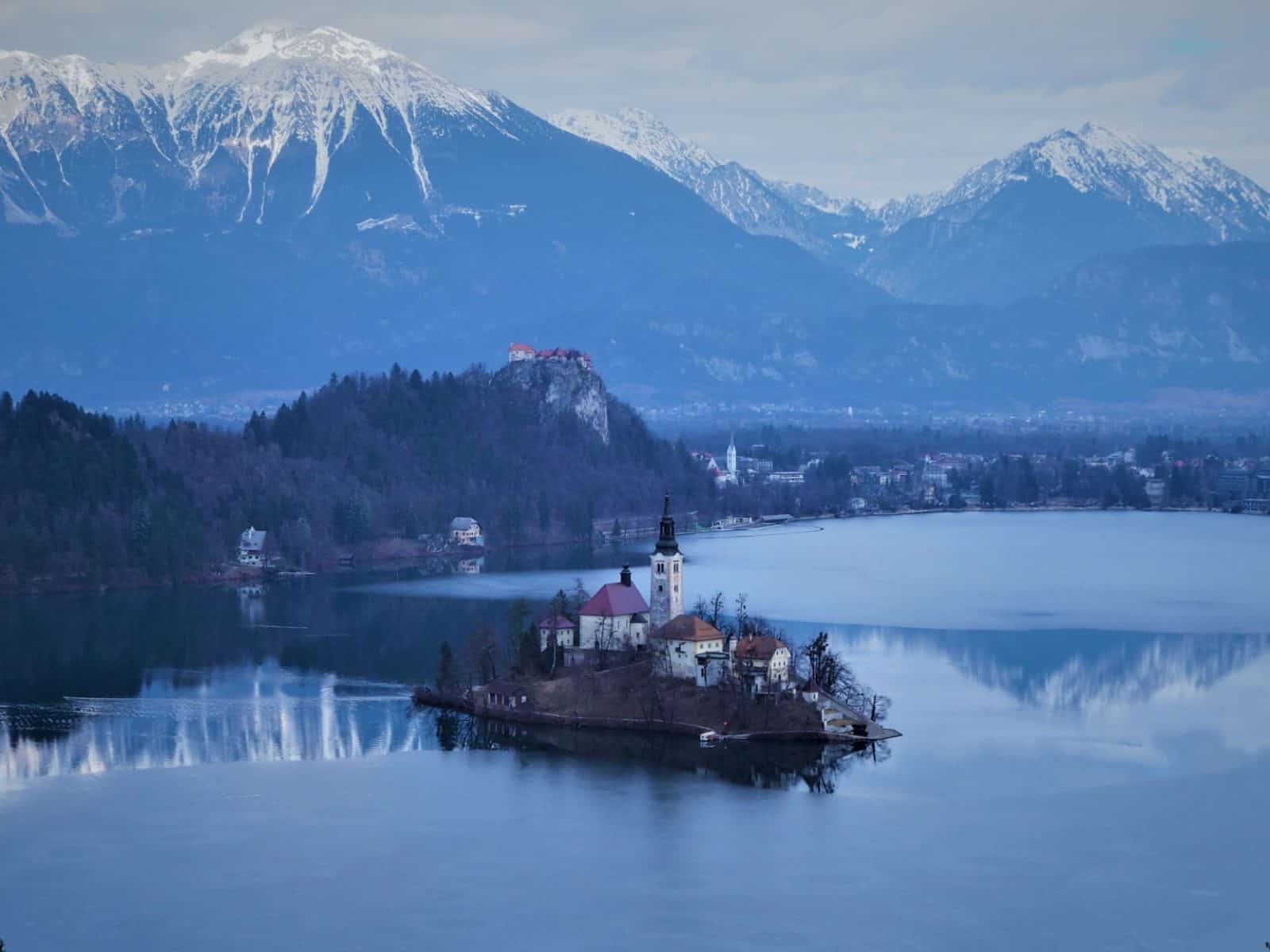 Lac de Bled en Hiver : le Cristal de la Slovénie | notre guide complet
